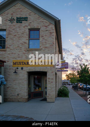 National Mustard Museum. Middleton, Wisconsin Stock Photo - Alamy