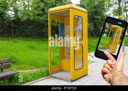 Call box or Telephone booth, New York City, United States of America ...