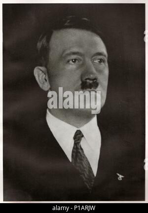 ADOLF HITLER FORMAL STUDIO PORTRAIT 1920's B&W studio posed portrait ...