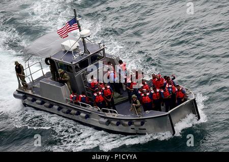 Maritime Prepositioning Force Utility Boat - Side View Stock Photo - Alamy