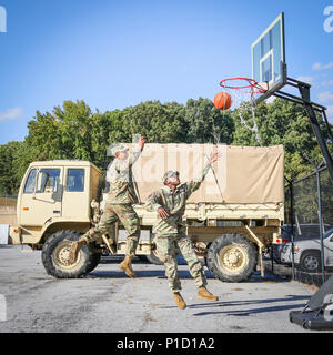 Soldiers of the 335th Signal Command Theater Provisional disassemble a ...