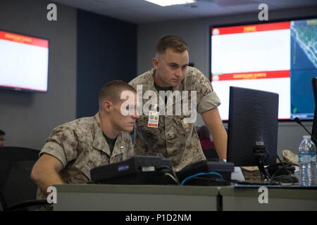 U.S. Marines with Security and Emergency Services Battalion, Marine ...