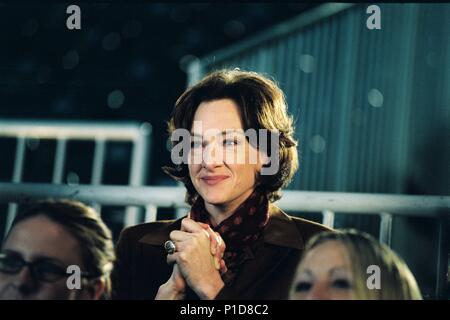 Joan Cusack Film: Ice Princess (USA/CAN 2005) Characters: Joan Carlyle ...