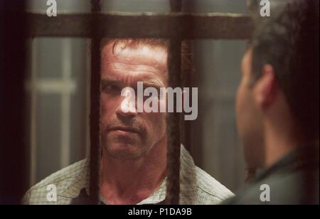 CLIFF CURTIS, COLLATERAL DAMAGE, 2002 Stock Photo - Alamy