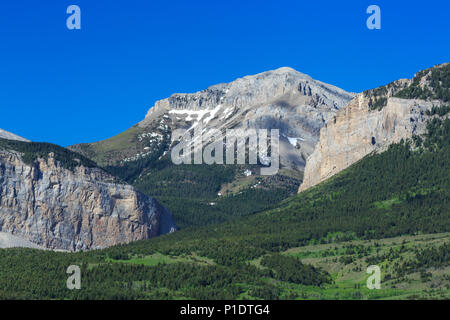 volcano reef above blackleaf canyon near bynum, montana Stock Photo - Alamy
