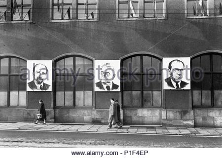 Propaganda poster of the German Democratic Party Stock Photo: 49905414 ...