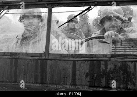 Tom Sizemore & Tom Hanks Film: Saving Private Ryan (USA 1998 ...