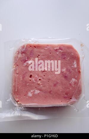 Slices of cooked ham (vertical Stock Photo - Alamy