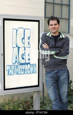 CARLOS SALDANHA, ICE AGE: THE MELTDOWN, 2006 Stock Photo - Alamy