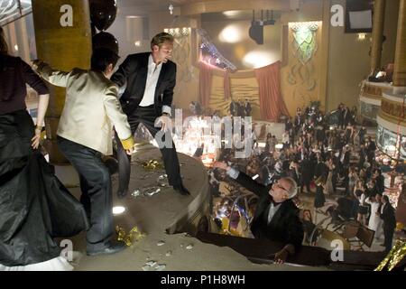 POSEIDON (2006) FREDDY RODRIGUEZ, JOSH LUCAS, RICHARD DREYFUSS POSE 001 ...