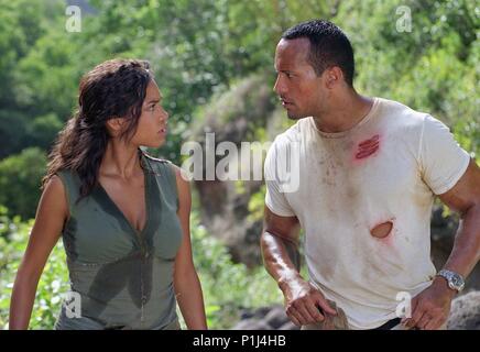 ROSARIO DAWSON, DWAYNE 'THE ROCK' JOHNSON , WELCOME TO THE JUNGLE, 2003 ...