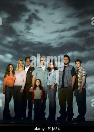 KARI MATCHETT, WILLIAM FICHTNER, INVASION, 2006 Stock Photo - Alamy