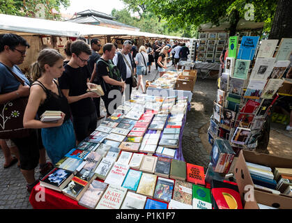Flea market, Boxhagener Platz, Friedrichshain district, former east ...