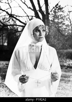 RAQUEL WELCH, BLUEBEARD, 1972 Stock Photo - Alamy