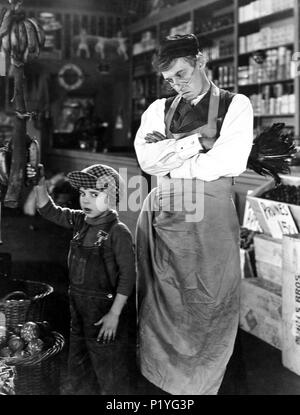 PECK'S BAD BOY, Jackie Cooper, 1934 Stock Photo - Alamy