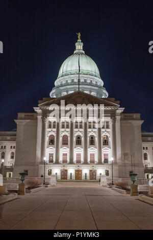 USA, Wisconsin, Madison, Illuminated State Capitol Building Stock Photo ...