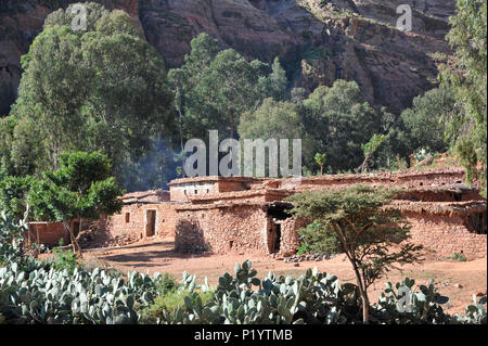 Traditional stone houses of the Tigray, Ethiopia Stock Photo - Alamy