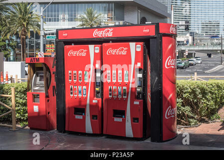 Coca Cola vending machine area at Hartsfield-Jackson Atlanta ...