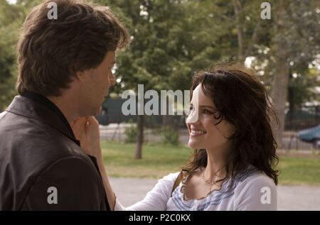 RUSSELL CROWE, CARLA GUGINO, AMERICAN GANGSTER, 2007 Stock Photo - Alamy