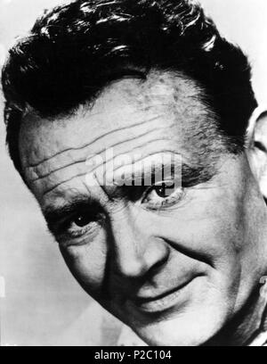Stars: JOHN MILLS Stock Photo - Alamy
