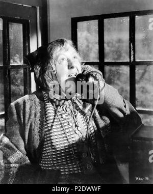 BLITHE SPIRIT (1945) MARGARET RUTHERFORD, REX HARRISON BLSP 038 Stock ...