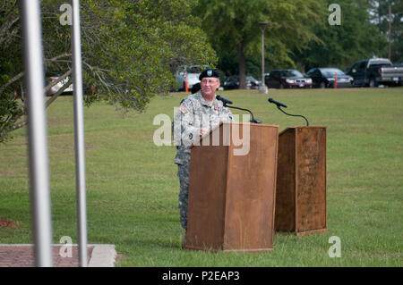 Col. Robert Wojciechowski takes command of the 207th Regional Support ...