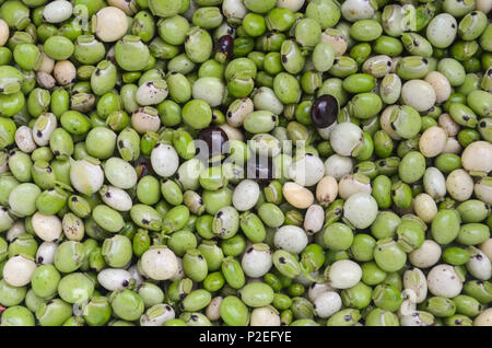 Fresh green peas and grains, nutritious green vegetables, isolated on ...