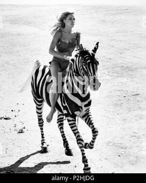 Sheena Year 1984 Director John Guillermin Tanya Roberts Stock Photo - Alamy