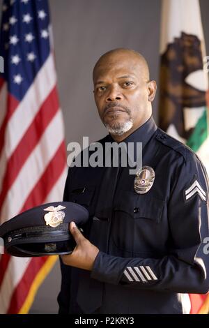 Original Film Title: LAKEVIEW TERRACE. English Title: LAKEVIEW TERRACE ...