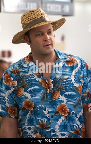 Four Christmases Year : 2008 Director : Seth Gordon Mary Steenburgen ...