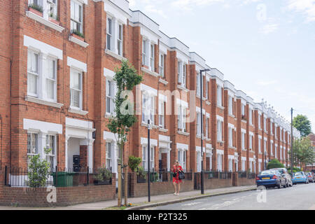 Upper Holloway Road, Upper Holloway, London Borough of Islington ...