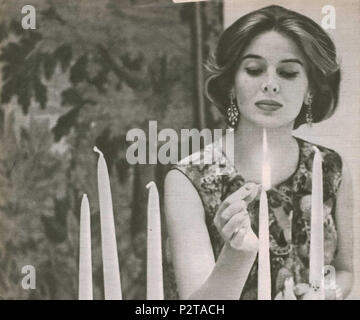 Actress Eleonora Rossi Drago in the bathtub Stock Photo - Alamy