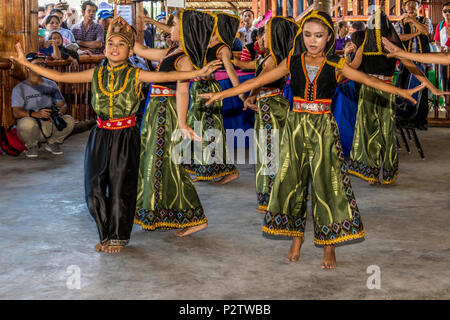 Traditional dancing at Pesta Kaamatan or harvest festival at Hogkod ...