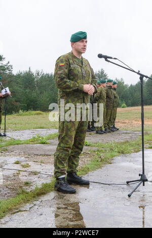 Soldiers of the 24th Infantry Division (Mechanized) prepare to use an M ...