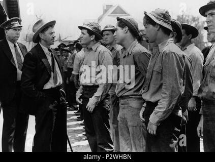 DUST BE MY DESTINY (1939) JOHN GARFIELD; PRISCILLA LANE, LEWIS SEILER ...