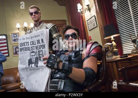 MATTHEW GOODE, JEFFREY DEAN MORGAN, WATCHMEN, 2009 Stock Photo - Alamy