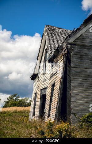 Old dilapidated house, side view Stock Photo - Alamy