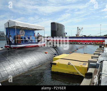 Capt. Jasper “Carl Hartsfield Jr., Commodore, Submarine Squadron ...