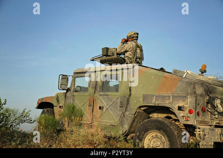 Soldiers from 636th Brigade Support Bn. and the 136th Military Police ...