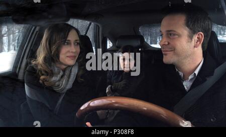 PETER SARSGAARD, ISABELLE FUHRMAN, VERA FARMIGA, ORPHAN, 2009 Stock Photo - Alamy