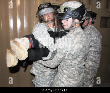 Soldiers of the 535th Military Police Battalion Headquarters and ...