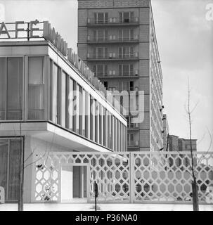 Berlin, DDR, the Cafe Moskau in the Karl-Marx-Allee Stock Photo - Alamy