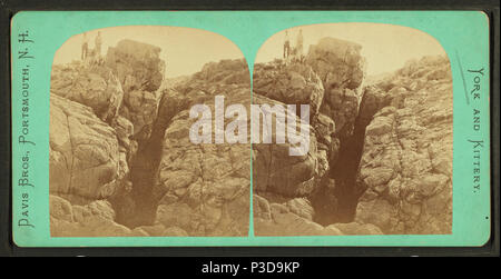 Roaring rock, York Beach, Maine, by Davis Brothers Stock Photo - Alamy