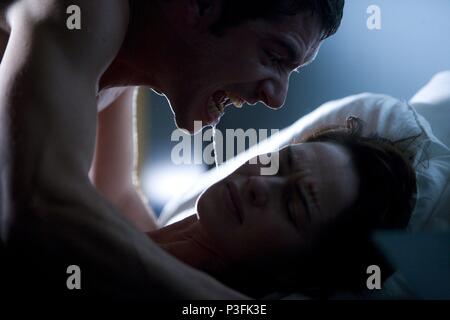 LENA HEADEY, THE BROKEN, 2008 Stock Photo - Alamy