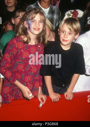 MACAULAY CULKIN and ANNA CHLUMSKY in MY GIRL (1991), directed by HOWARD ...