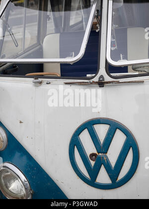VW Split Screen Volkswagen camper van Stock Photo - Alamy