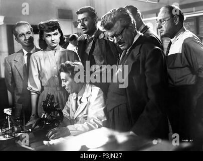 Ann Robinson & Gene Barry Film The War Of The Worlds (USA 1953 ...