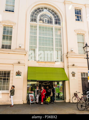 Waitrose Motcomb Street, Knightsbridge Stock Photo - Alamy