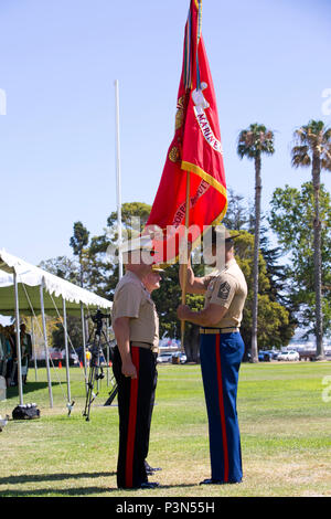 Major General James W. Bierman, Jr., commanding general of Marine Corps ...