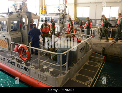 Coast Guard 45-foot Response Boat-Medium crew members from Station ...